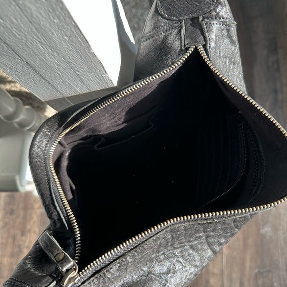 latico | Bags | Latico Callie Sling Crossbody In Bubble Black | Poshmark